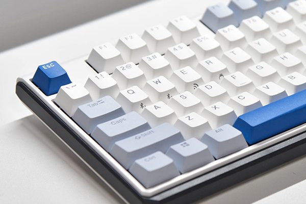 DURGOD K620W Echo | Compact Wireless Mechanical Keyboard